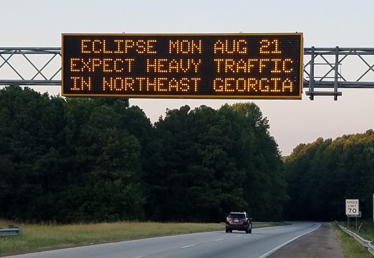 Gridlock Traffic on 'Eclipse Day' around Lake Lanier - Lake Lanier